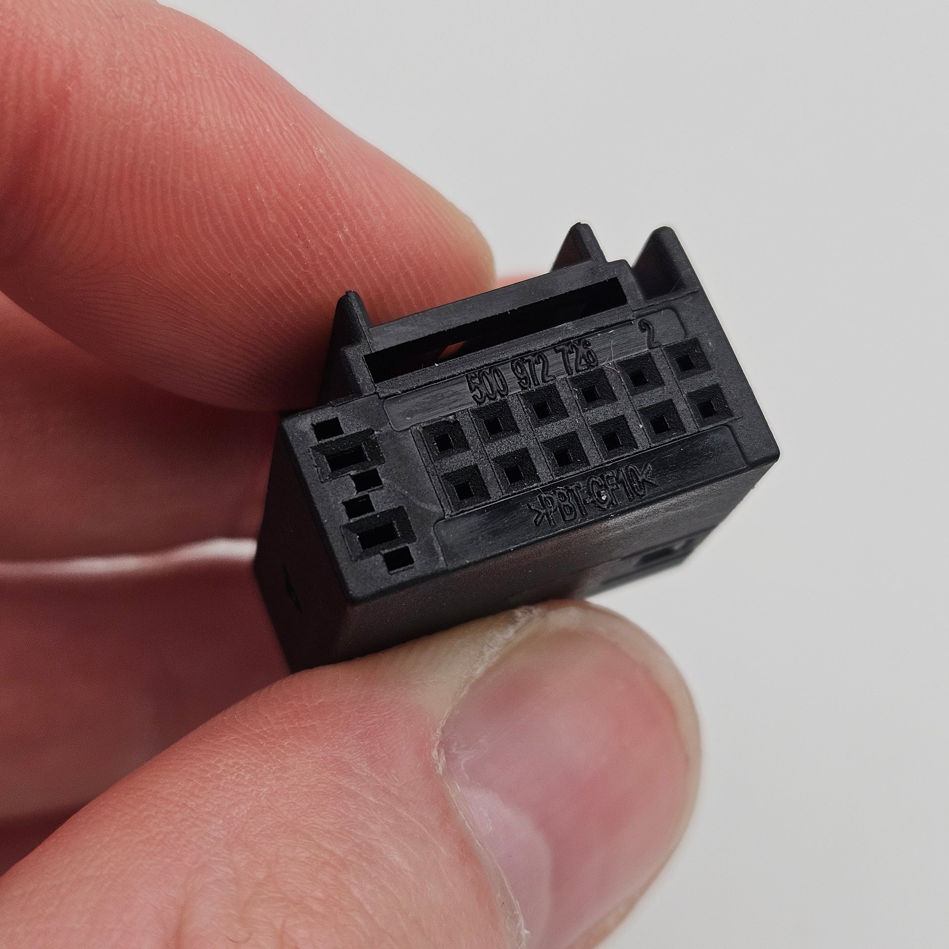 14 Pin Connector Wire Harness Connector Electric Car Wire Socket for V
